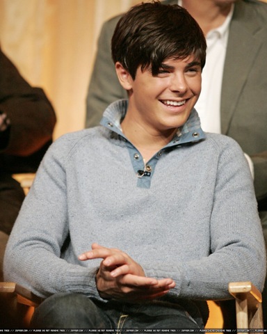 o¤° Vanessa Hudgens Portal °¤o: Zac Efron, biografia, perfil ...